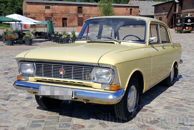 Oldtimer Moskwitsch 408 IE von 1975 mieten - 0060 | film-autos.com
